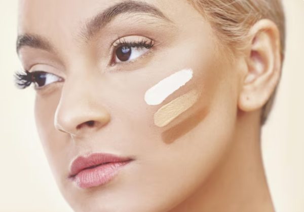 Achieve a Natural Look Best Techniques for Applying Foundation - Yingji ...